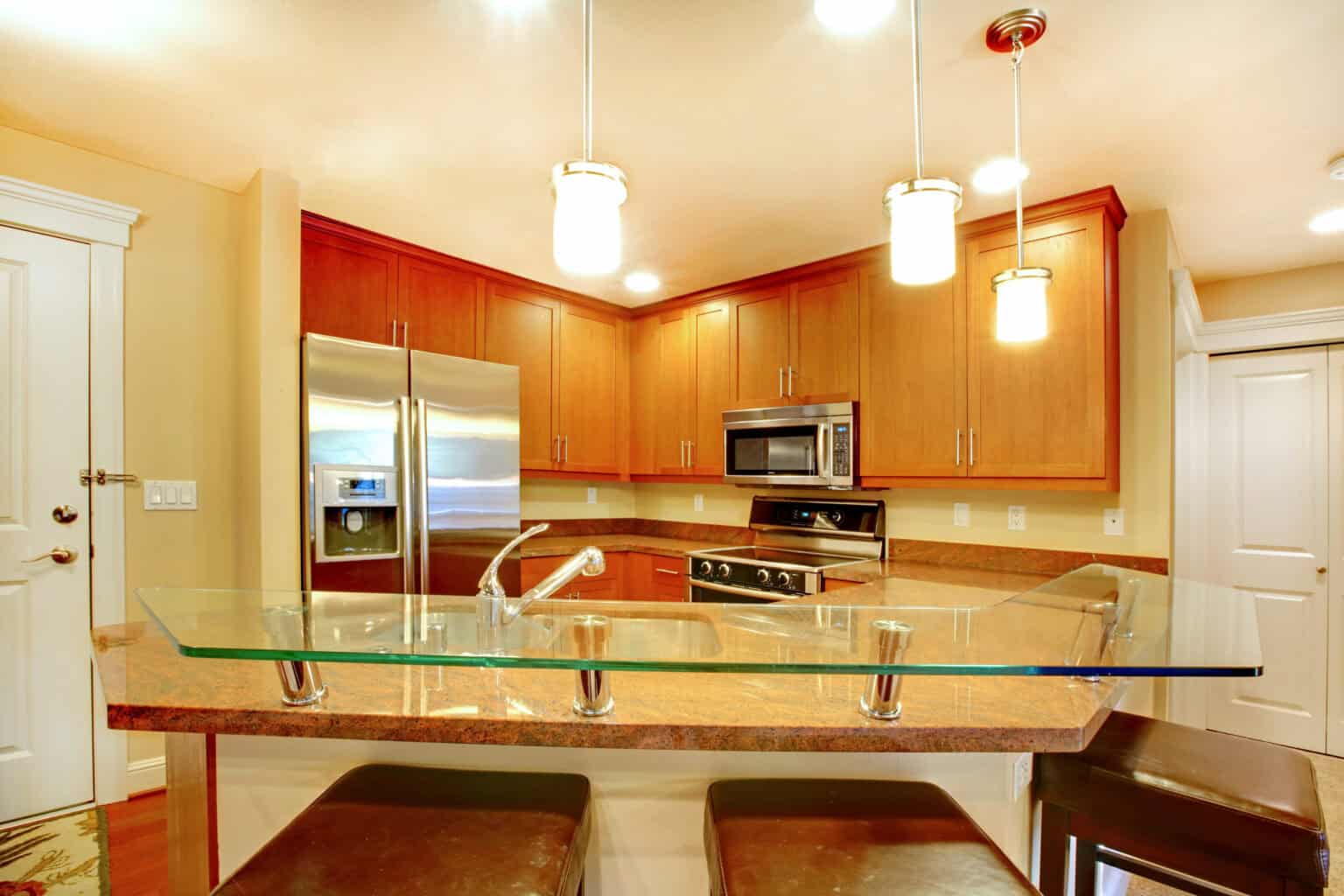 Custom & Decorative Glass - The Glass Guru