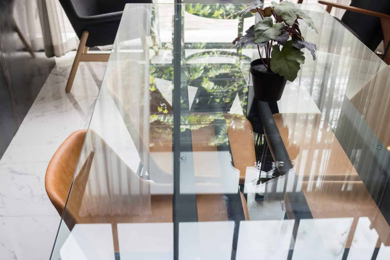 Custom & Decorative Glass - The Glass Guru